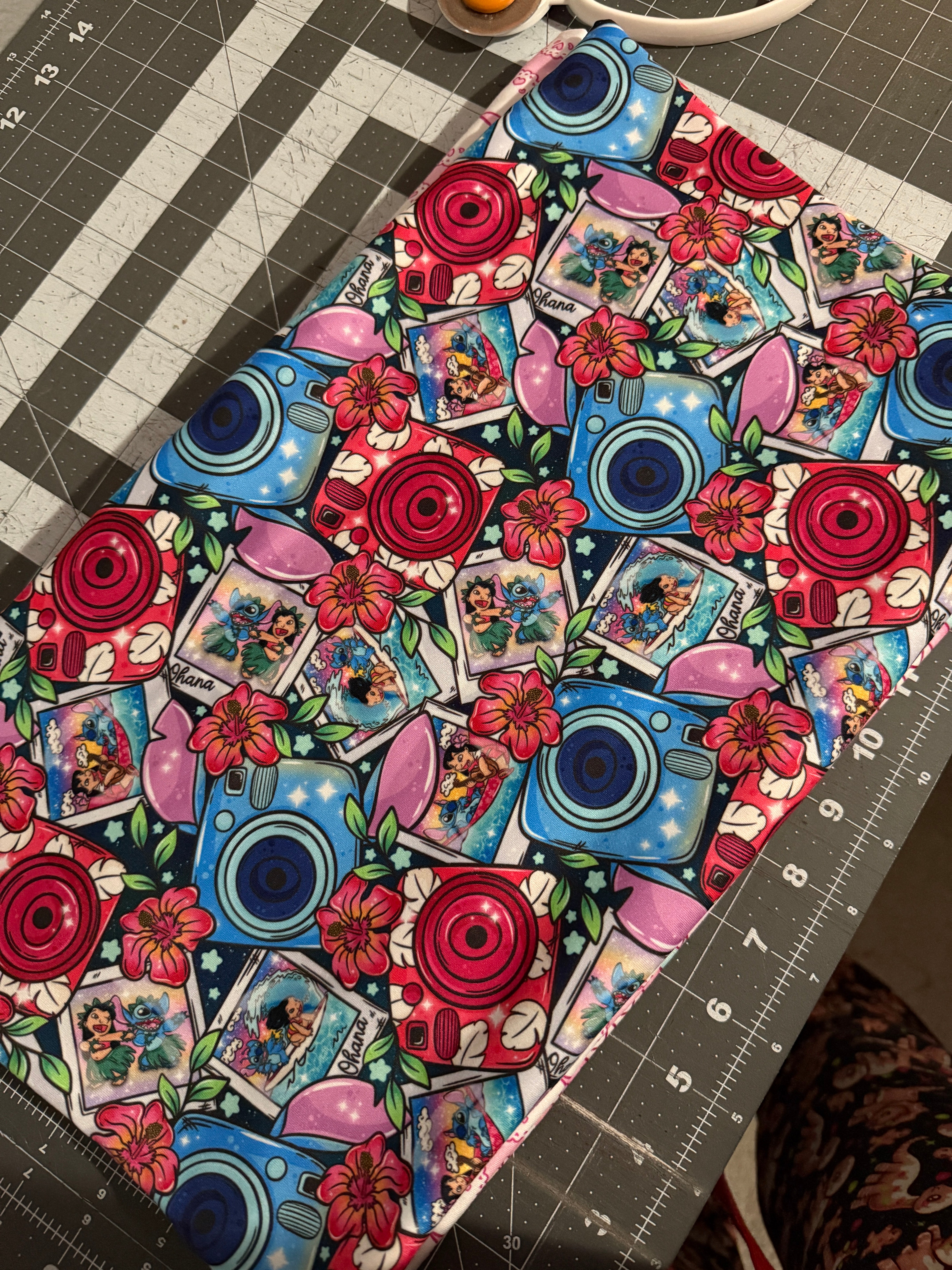 Blue Alien Polaroids Mystery – DJ and Co. Apparel